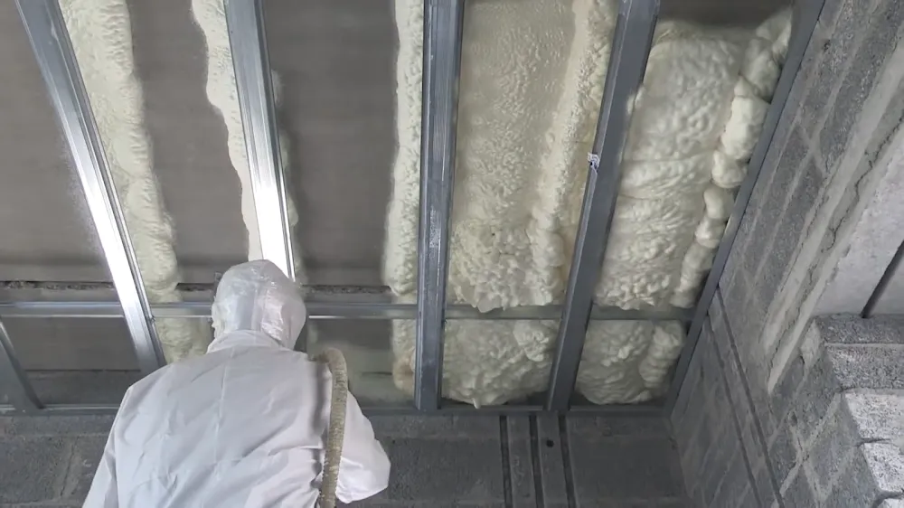 Roof Insulation Expands With New Solutions To Reduce Heat Loss And ...
